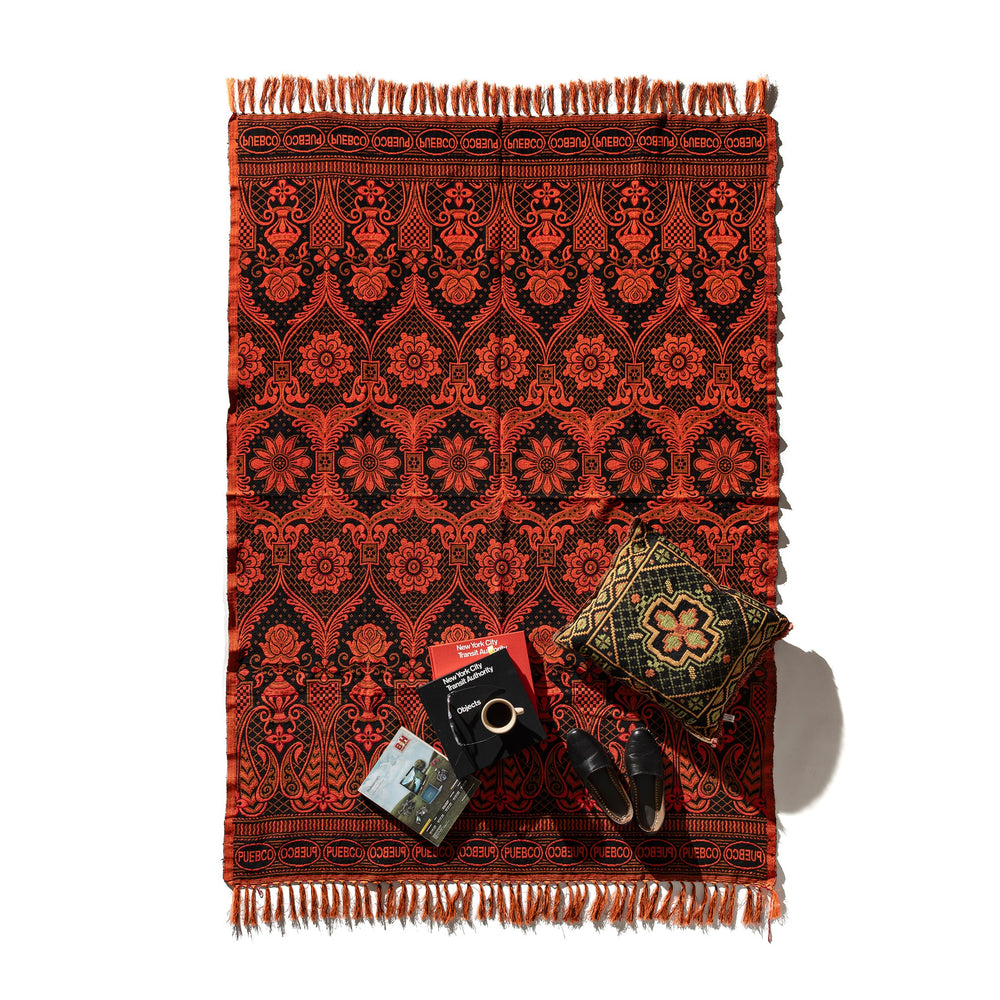 REVERSIBLE JACQUARD RUG / Black – PUEBCO TAIWAN